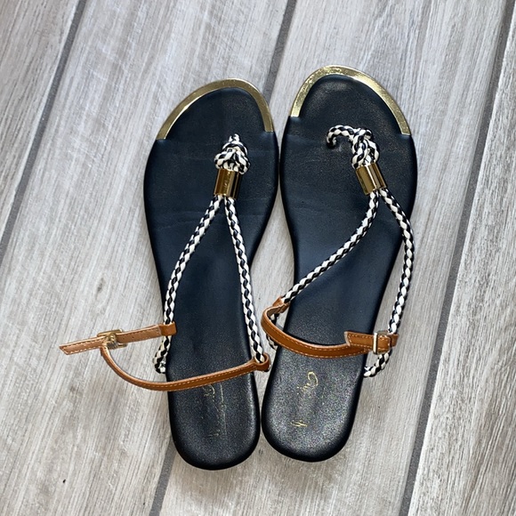 Mossimo Supply Co. | Shoes | Mossimo Black Gold Strappy Sandals | Poshmark